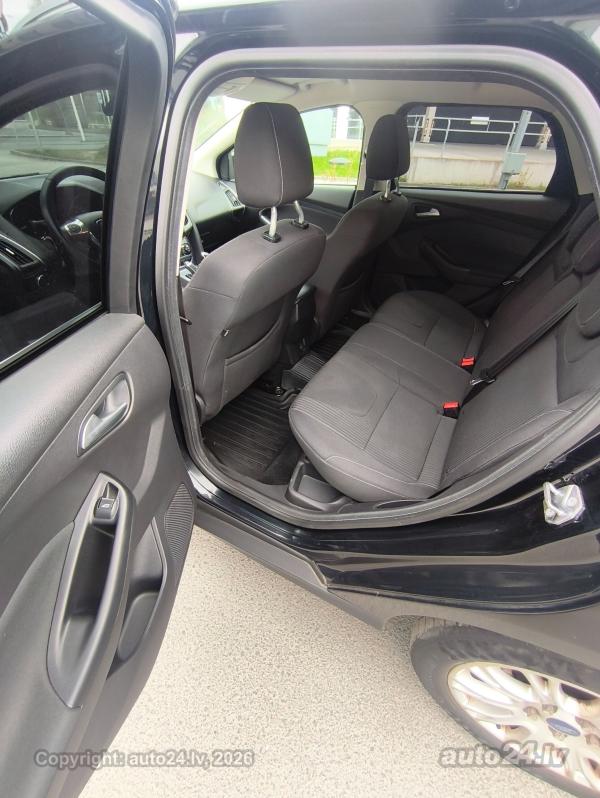 Black Ford Focus 2013 in Tallinn, with an engine capacity of 1.00 L and mileage of 215 thousand km for 4000 €, photo 9 on AUTOMOTO.COM.LV