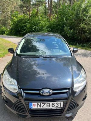 Black Ford Focus 2013 in Trakai, with an engine capacity of 1.00 L and mileage of 229 thousand km for 3699 €, photo 6 on AUTOMOTO.COM.LV