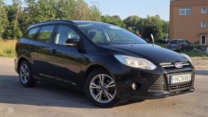 Melns Ford Focus 2013 Kauņa, ar dzinēja tilpumu 1.00 L un nobraukumu 141 tūkst. km par 2700 €, foto  vietnē AUTOMOTO.COM.LV