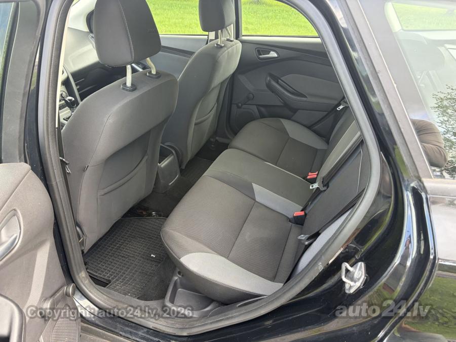 Melns Ford Focus 2013 Viljandi, ar dzinēja tilpumu 1.60 L un nobraukumu 275 tūkst. km par 3990 €, foto 10 vietnē AUTOMOTO.COM.LV