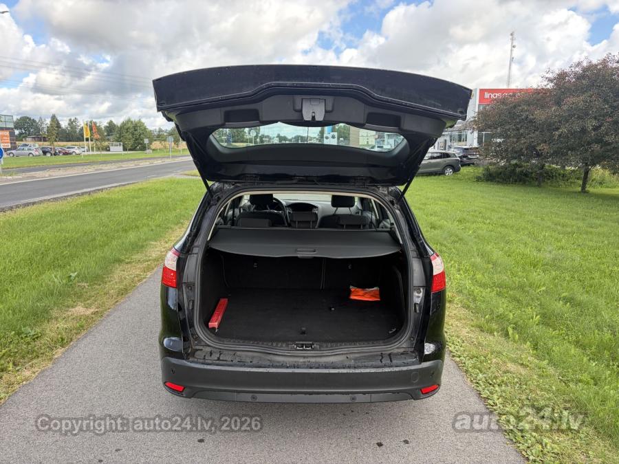 Melns Ford Focus 2013 Viljandi, ar dzinēja tilpumu 1.60 L un nobraukumu 275 tūkst. km par 3990 €, foto 11 vietnē AUTOMOTO.COM.LV