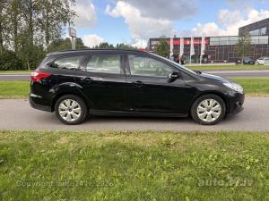 Melns Ford Focus 2013 Viljandi, ar dzinēja tilpumu 1.60 L un nobraukumu 275 tūkst. km par 3990 €, foto 16 vietnē AUTOMOTO.COM.LV