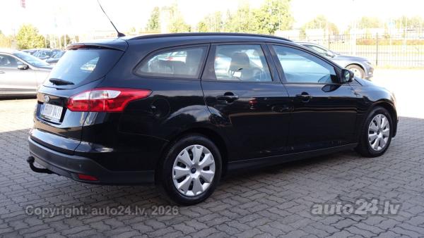 Melns Ford Focus 2013 Tartu, ar dzinēja tilpumu 1.60 L un nobraukumu 274 tūkst. km par 4490 €, foto 8 vietnē AUTOMOTO.COM.LV