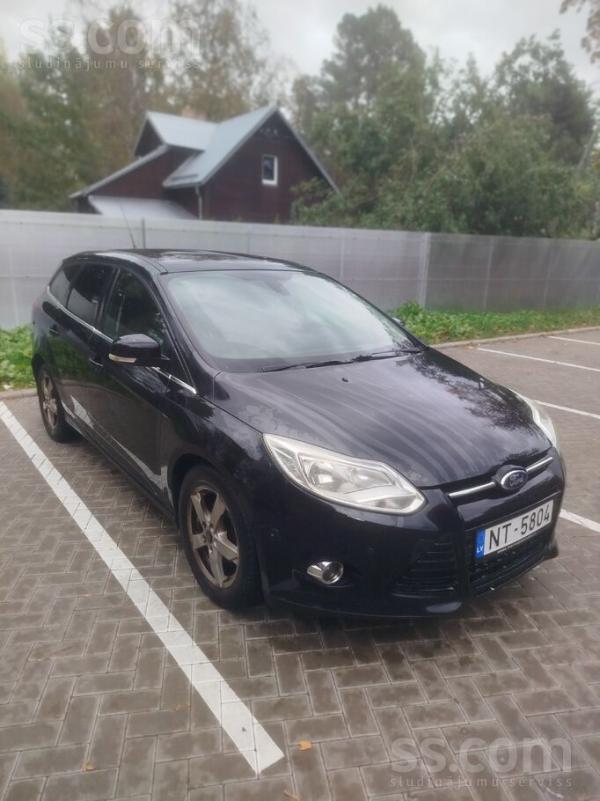 Melns Ford Focus 2013 Rīga, ar dzinēja tilpumu 1.60 L un nobraukumu 489 tūkst. km par 1200 €, foto 3 vietnē AUTOMOTO.COM.LV