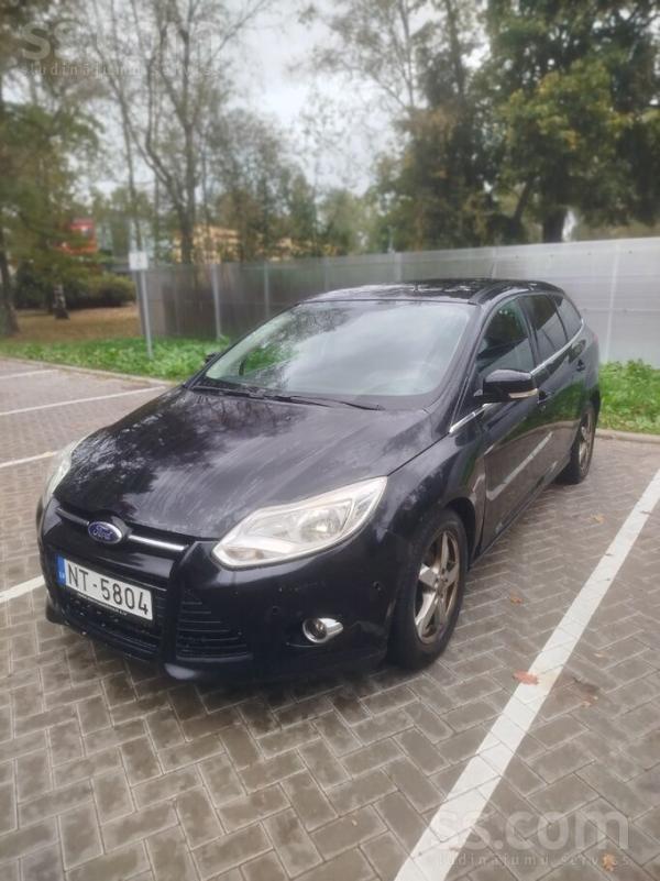Melns Ford Focus 2013 Rīga, ar dzinēja tilpumu 1.60 L un nobraukumu 489 tūkst. km par 1200 €, foto 4 vietnē AUTOMOTO.COM.LV