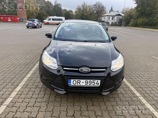 Melns Ford Focus 2013 Saldus, ar dzinēja tilpumu 1.00 L un nobraukumu 168 tūkst. km par 3590 €, foto 1 vietnē AUTOMOTO.COM.LV