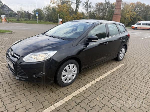 Melns Ford Focus 2013 Saldus, ar dzinēja tilpumu 1.00 L un nobraukumu 168 tūkst. km par 3590 €, foto 4 vietnē AUTOMOTO.COM.LV