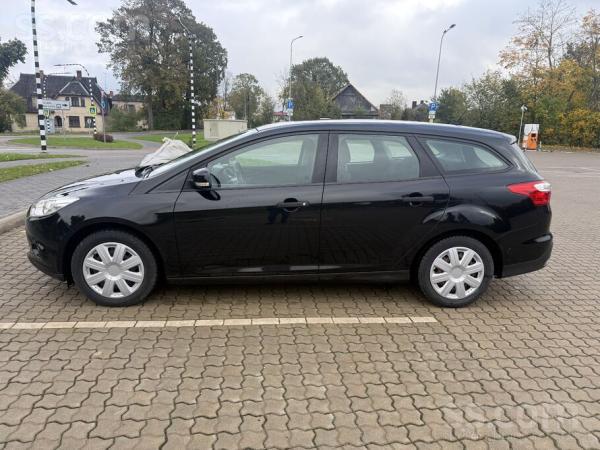 Melns Ford Focus 2013 Saldus, ar dzinēja tilpumu 1.00 L un nobraukumu 168 tūkst. km par 3590 €, foto 5 vietnē AUTOMOTO.COM.LV