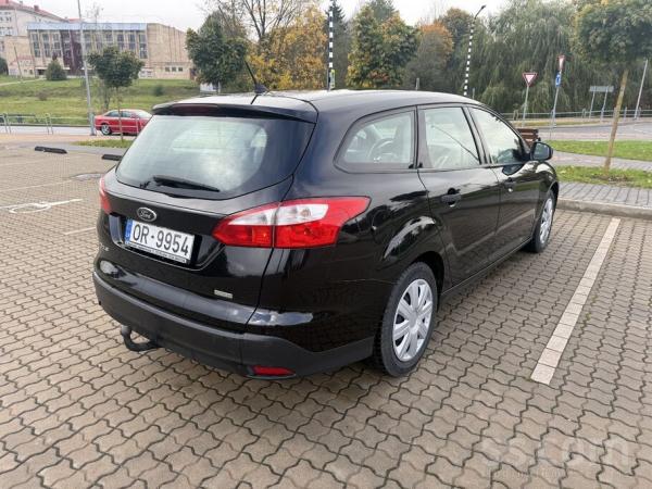 Melns Ford Focus 2013 Saldus, ar dzinēja tilpumu 1.00 L un nobraukumu 168 tūkst. km par 3590 €, foto 7 vietnē AUTOMOTO.COM.LV