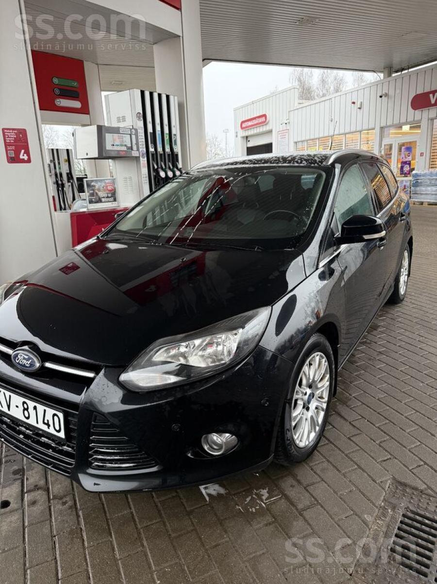 Black Ford Focus 2014 in Riga, with an engine capacity of 1.00 L and mileage of 184 thousand km for 3650 €, photo 1 on AUTOMOTO.COM.LV