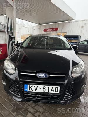 Black Ford Focus 2014 in Riga, with an engine capacity of 1.00 L and mileage of 184 thousand km for 3650 €, photo 3 on AUTOMOTO.COM.LV