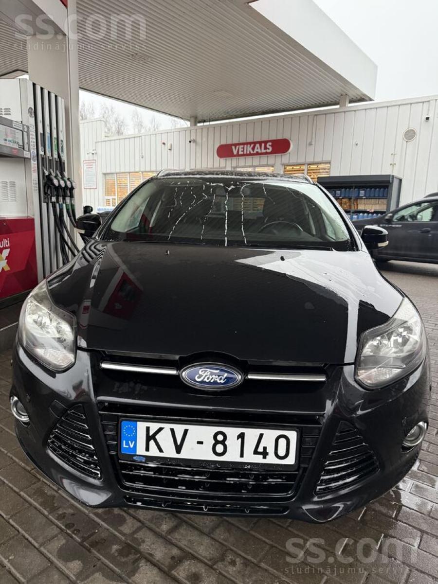 Black Ford Focus 2014 in Riga, with an engine capacity of 1.00 L and mileage of 184 thousand km for 3650 €, photo 3 on AUTOMOTO.COM.LV