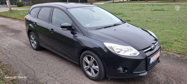 Black Ford Focus 2014 in Kedainiai, with an engine capacity of 1.00 L and mileage of 115 thousand km for 3499 €, photo 1 on AUTOMOTO.COM.LV