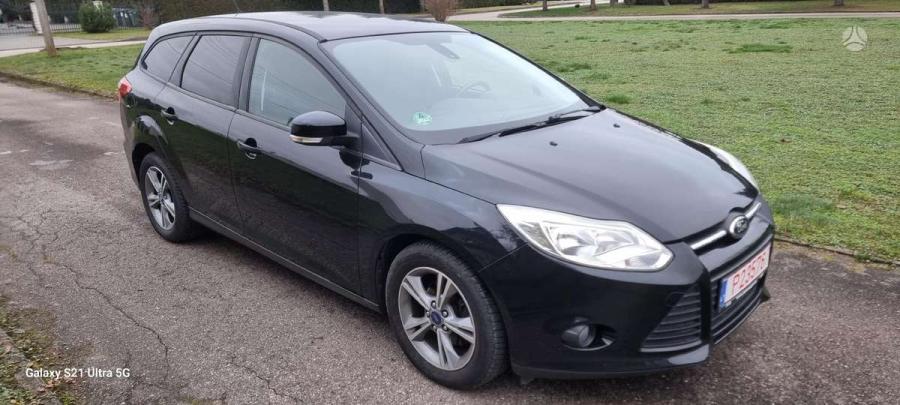 Black Ford Focus 2014 in Kedainiai, with an engine capacity of 1.00 L and mileage of 115 thousand km for 3499 €, photo 1 on AUTOMOTO.COM.LV