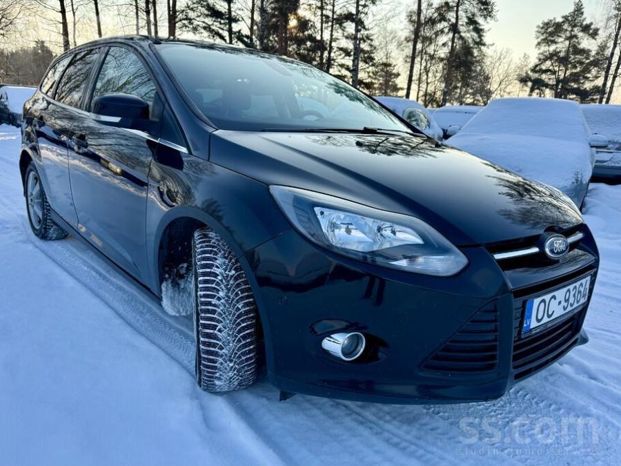 Black Ford Focus 2014 in Riga, with an engine capacity of 2.00 L and mileage of 0 thousand km for 4990 €, photo 3 on AUTOMOTO.COM.LV
