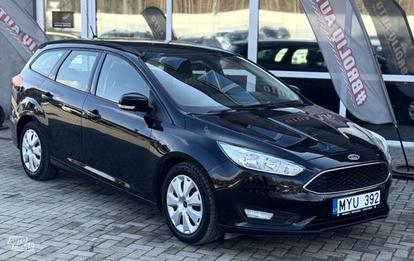 Melns Ford Focus 2014 Radviliškis, ar dzinēja tilpumu 1.00 L un nobraukumu 192 tūkst. km par 4250 €, foto 4 vietnē AUTOMOTO.COM.LV
