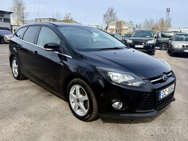 Black Ford Focus 2014 in Riga, with an engine capacity of 2.00 L and mileage of 0 thousand km for 4790 €, photo 4 on AUTOMOTO.COM.LV