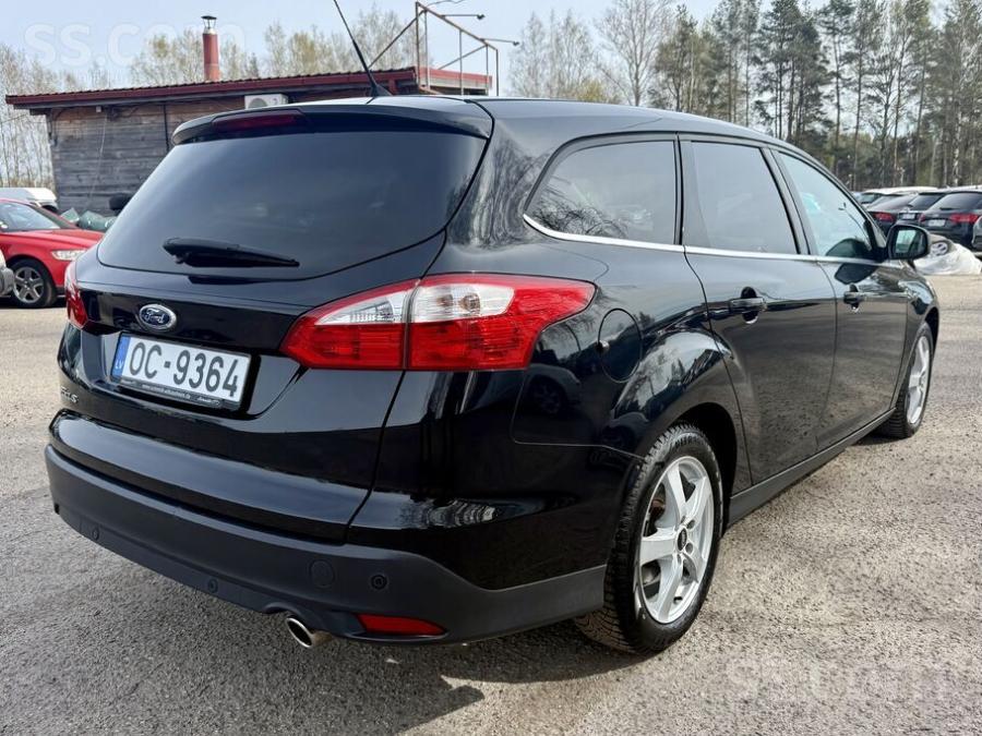 Black Ford Focus 2014 in Riga, with an engine capacity of 2.00 L and mileage of 0 thousand km for 4790 €, photo 7 on AUTOMOTO.COM.LV