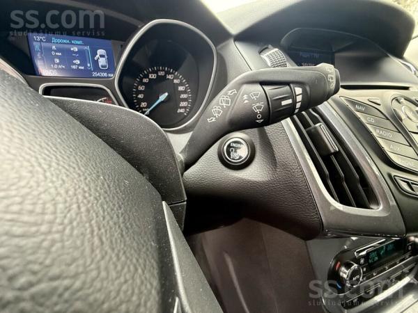 Black Ford Focus 2014 in Riga, with an engine capacity of 2.00 L and mileage of 0 thousand km for 4790 €, photo 10 on AUTOMOTO.COM.LV