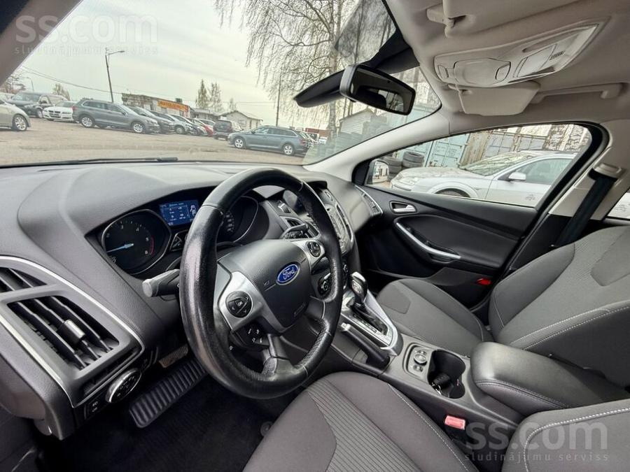Black Ford Focus 2014 in Riga, with an engine capacity of 2.00 L and mileage of 0 thousand km for 4790 €, photo 15 on AUTOMOTO.COM.LV