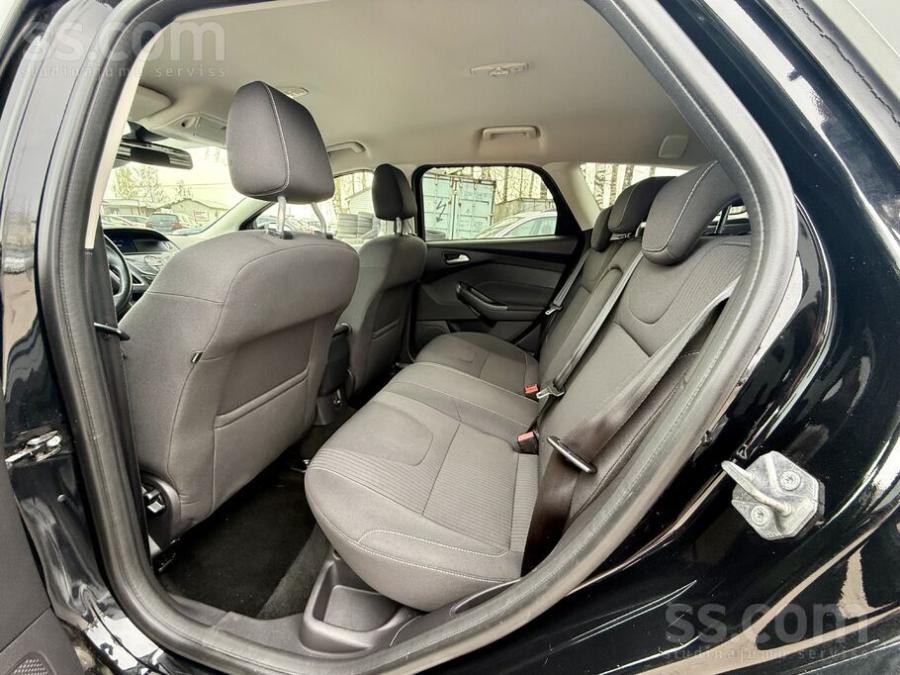 Black Ford Focus 2014 in Riga, with an engine capacity of 2.00 L and mileage of 0 thousand km for 4790 €, photo 20 on AUTOMOTO.COM.LV