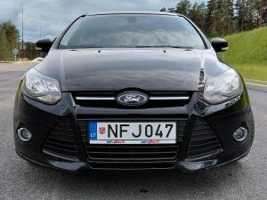 Black Ford Focus 2014 in Kaunas, with an engine capacity of 1.56 L and mileage of 302 thousand km for 4500 €, photo 4 on AUTOMOTO.COM.LV