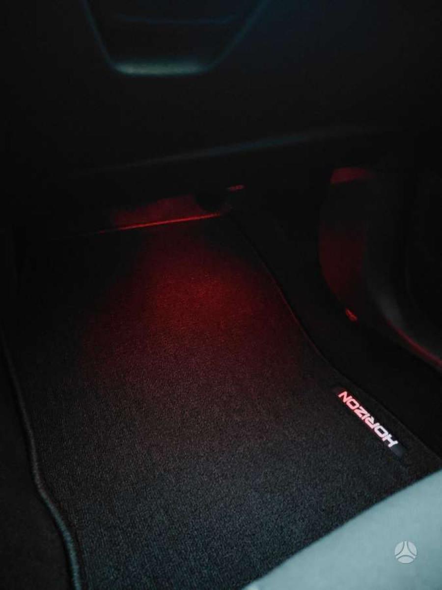 Black Ford Focus 2014 in Kaunas, with an engine capacity of 1.56 L and mileage of 302 thousand km for 4500 €, photo 27 on AUTOMOTO.COM.LV