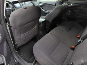 Black Ford Focus 2014 in Kaunas, with an engine capacity of 1.56 L and mileage of 302 thousand km for 4500 €, photo 31 on AUTOMOTO.COM.LV