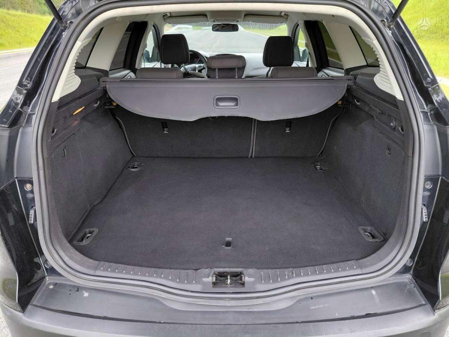 Black Ford Focus 2014 in Kaunas, with an engine capacity of 1.56 L and mileage of 302 thousand km for 4500 €, photo 33 on AUTOMOTO.COM.LV