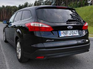 Black Ford Focus 2014 in Kaunas, with an engine capacity of 1.56 L and mileage of 302 thousand km for 3900 €, photo 12 on AUTOMOTO.COM.LV