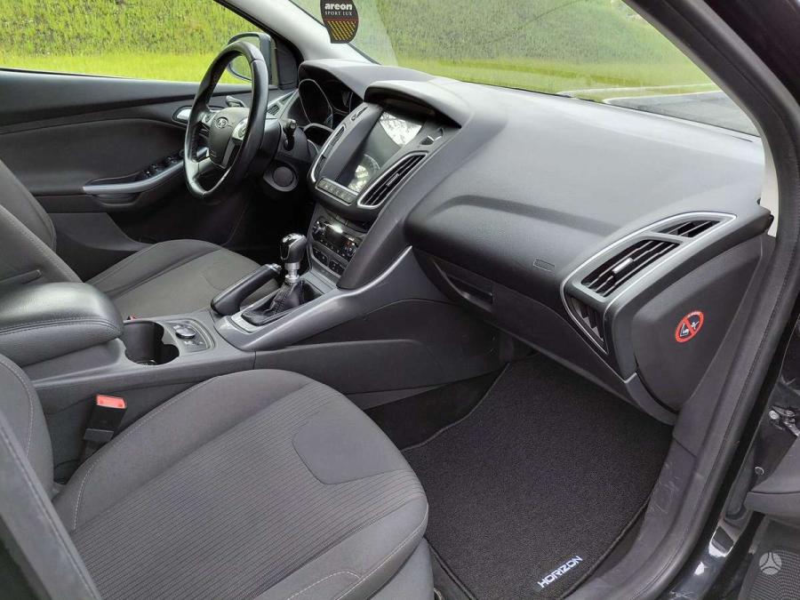 Black Ford Focus 2014 in Kaunas, with an engine capacity of 1.56 L and mileage of 302 thousand km for 3900 €, photo 30 on AUTOMOTO.COM.LV
