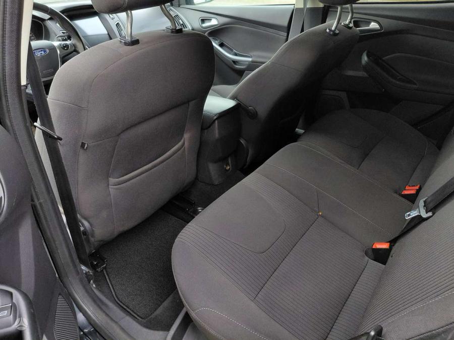 Black Ford Focus 2014 in Kaunas, with an engine capacity of 1.56 L and mileage of 302 thousand km for 3900 €, photo 34 on AUTOMOTO.COM.LV