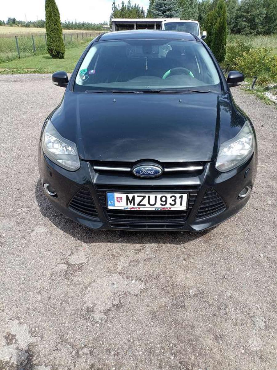 Melns Ford Focus 2014 Panevēža, ar dzinēja tilpumu 1.56 L un nobraukumu 427 tūkst. km par 3300 €, foto 1 vietnē AUTOMOTO.COM.LV