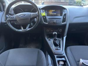 Black Ford Focus 2014 in Prienai, with an engine capacity of 1.00 L and mileage of 208 thousand km for 3500 €, photo 7 on AUTOMOTO.COM.LV