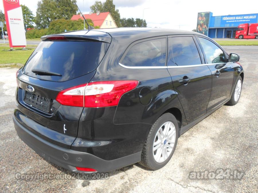Melns Ford Focus 2014 Viljandi, ar dzinēja tilpumu 1.60 L un nobraukumu 213 tūkst. km par 4990 €, foto 3 vietnē AUTOMOTO.COM.LV