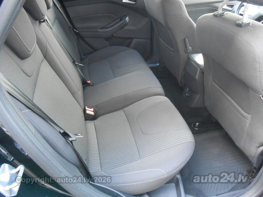 Melns Ford Focus 2014 Viljandi, ar dzinēja tilpumu 1.60 L un nobraukumu 213 tūkst. km par 4990 €, foto 11 vietnē AUTOMOTO.COM.LV