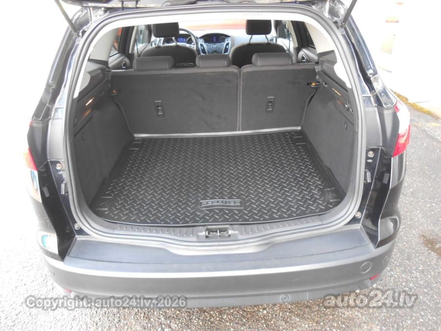 Melns Ford Focus 2014 Viljandi, ar dzinēja tilpumu 1.60 L un nobraukumu 213 tūkst. km par 4990 €, foto 18 vietnē AUTOMOTO.COM.LV