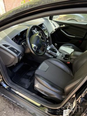 Melns Ford Focus 2014 Rīga, ar dzinēja tilpumu 1.00 L un nobraukumu 185 tūkst. km par 3100 €, foto 4 vietnē AUTOMOTO.COM.LV