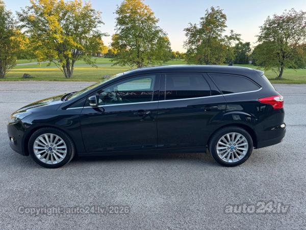 Melns Ford Focus 2014 Rapla, ar dzinēja tilpumu 1.60 L un nobraukumu 233 tūkst. km par 5500 €, foto 6 vietnē AUTOMOTO.COM.LV