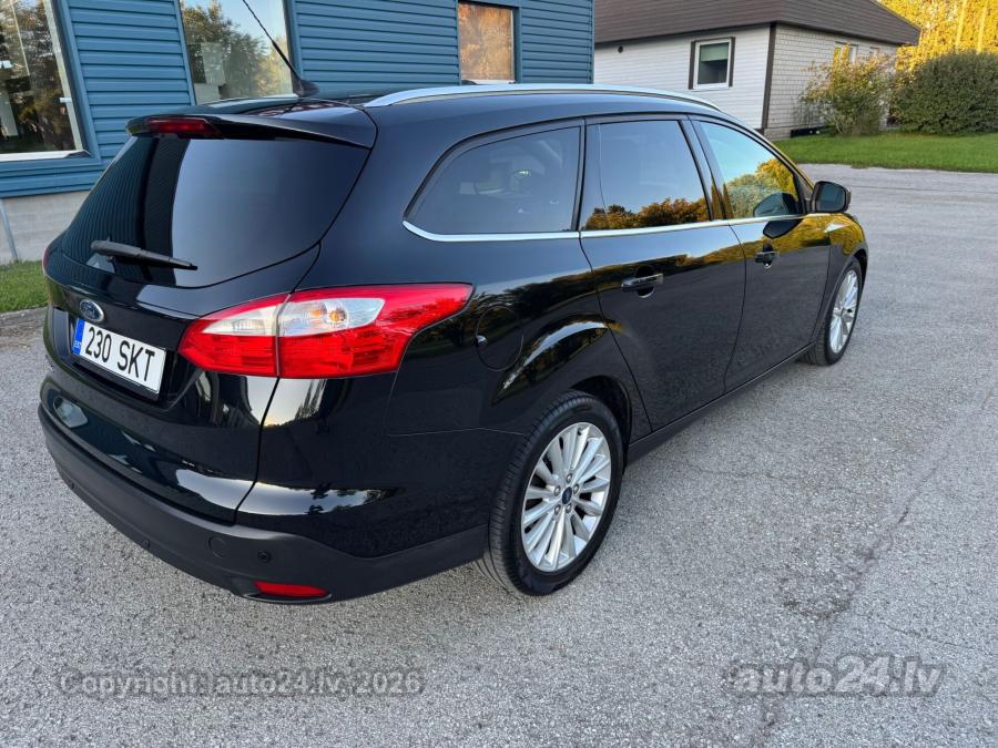 Melns Ford Focus 2014 Rapla, ar dzinēja tilpumu 1.60 L un nobraukumu 233 tūkst. km par 5500 €, foto 7 vietnē AUTOMOTO.COM.LV