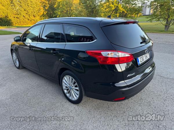 Melns Ford Focus 2014 Rapla, ar dzinēja tilpumu 1.60 L un nobraukumu 233 tūkst. km par 5500 €, foto 8 vietnē AUTOMOTO.COM.LV