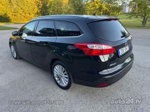 Melns Ford Focus 2014 Rapla, ar dzinēja tilpumu 1.60 L un nobraukumu 233 tūkst. km par 5500 €, foto 8 vietnē AUTOMOTO.COM.LV