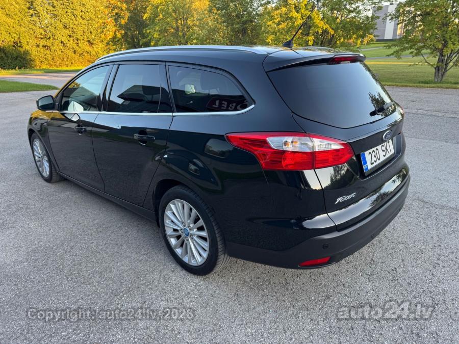 Melns Ford Focus 2014 Rapla, ar dzinēja tilpumu 1.60 L un nobraukumu 233 tūkst. km par 5500 €, foto 8 vietnē AUTOMOTO.COM.LV