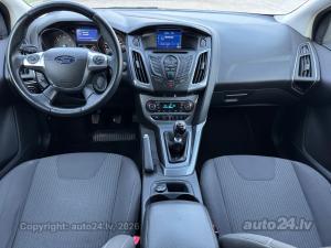Melns Ford Focus 2014 Rapla, ar dzinēja tilpumu 1.60 L un nobraukumu 233 tūkst. km par 5500 €, foto 15 vietnē AUTOMOTO.COM.LV