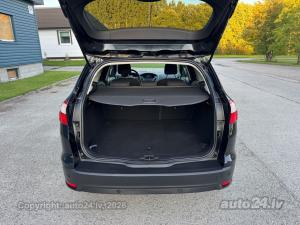 Melns Ford Focus 2014 Rapla, ar dzinēja tilpumu 1.60 L un nobraukumu 233 tūkst. km par 5500 €, foto 17 vietnē AUTOMOTO.COM.LV