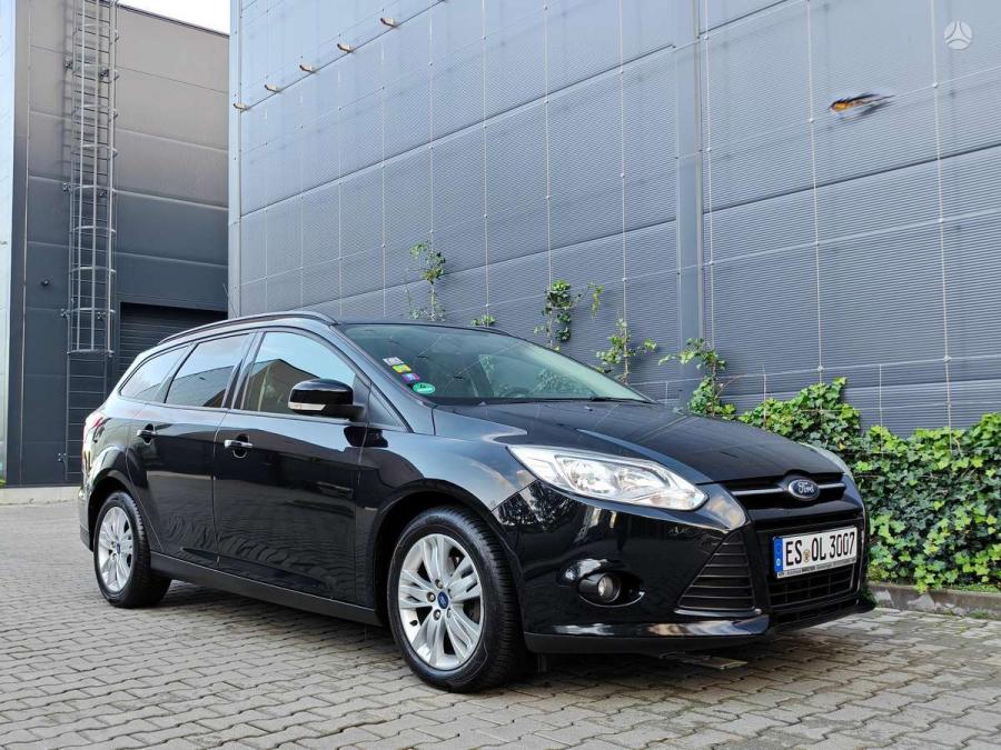 Melns Ford Focus 2014 Klaipėda, ar dzinēja tilpumu 1.00 L un nobraukumu 200 tūkst. km par 2999 €, foto 1 vietnē AUTOMOTO.COM.LV