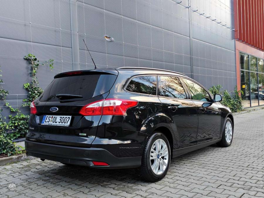 Melns Ford Focus 2014 Klaipėda, ar dzinēja tilpumu 1.00 L un nobraukumu 200 tūkst. km par 2999 €, foto 5 vietnē AUTOMOTO.COM.LV