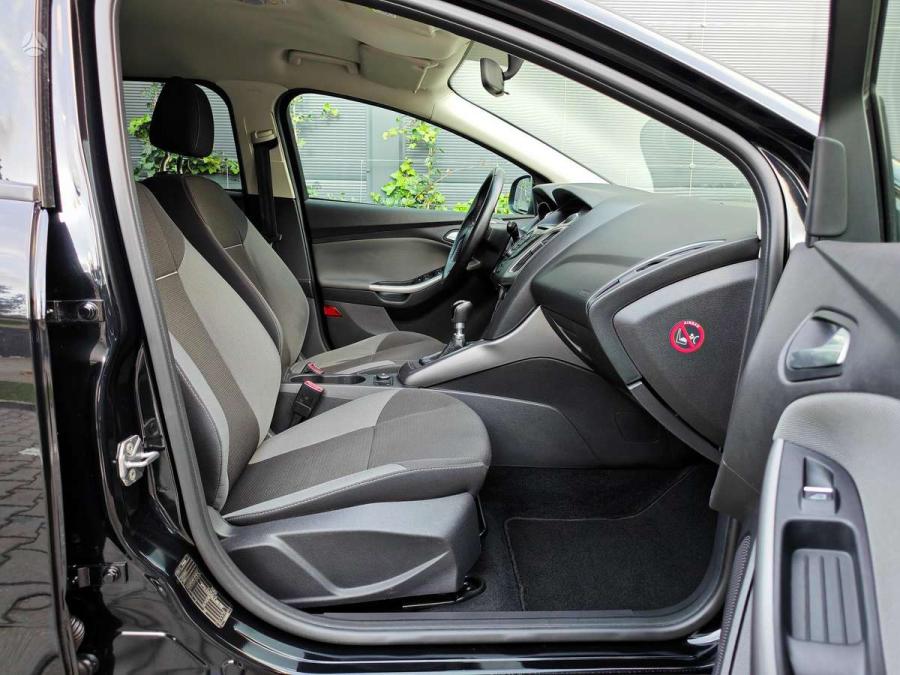 Melns Ford Focus 2014 Klaipėda, ar dzinēja tilpumu 1.00 L un nobraukumu 200 tūkst. km par 2999 €, foto 17 vietnē AUTOMOTO.COM.LV