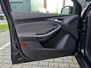 Melns Ford Focus 2014 Klaipėda, ar dzinēja tilpumu 1.00 L un nobraukumu 200 tūkst. km par 2999 €, foto 23 vietnē AUTOMOTO.COM.LV