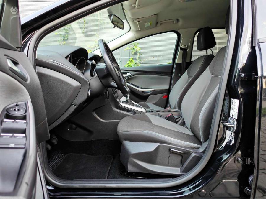 Melns Ford Focus 2014 Klaipėda, ar dzinēja tilpumu 1.00 L un nobraukumu 200 tūkst. km par 2999 €, foto 25 vietnē AUTOMOTO.COM.LV